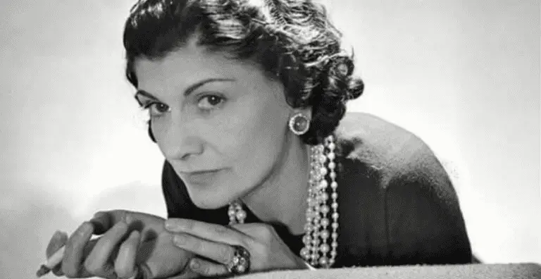 55 Most Famous Coco Chanel Quotes - AnQuotes.com